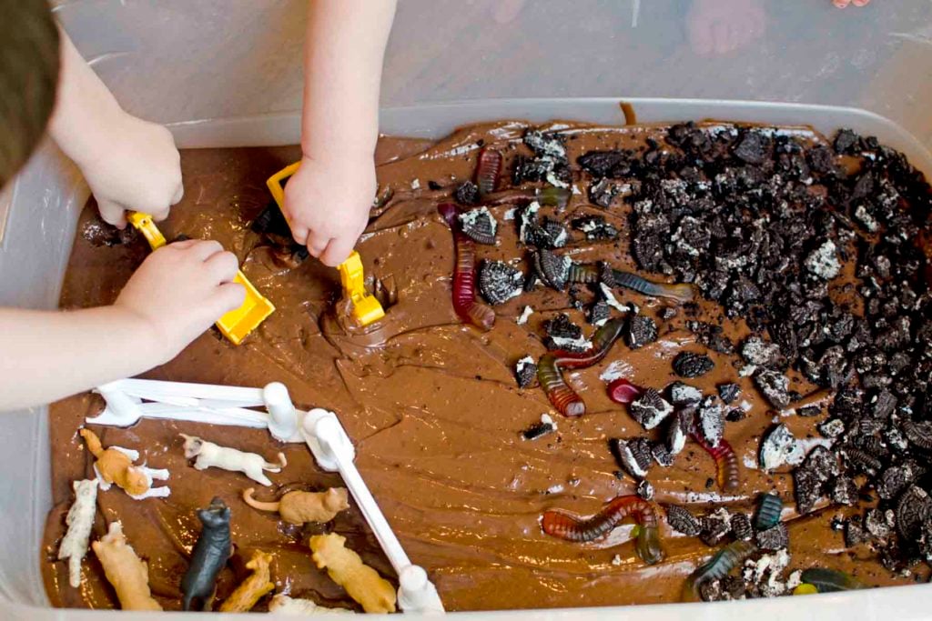 Edible Mud Sensory Play - Busy Toddler