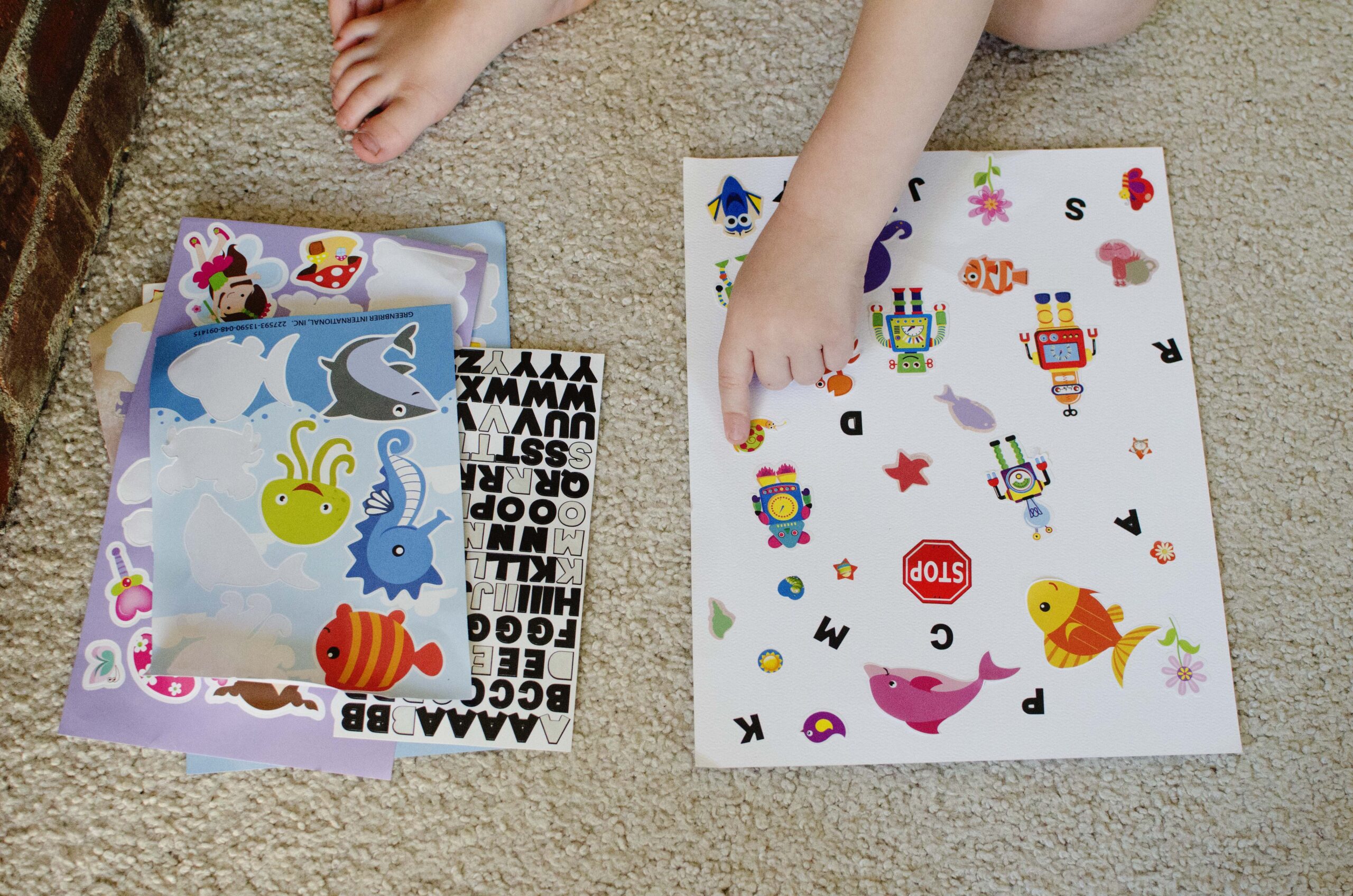 Sticker I-Spy - Busy Toddler