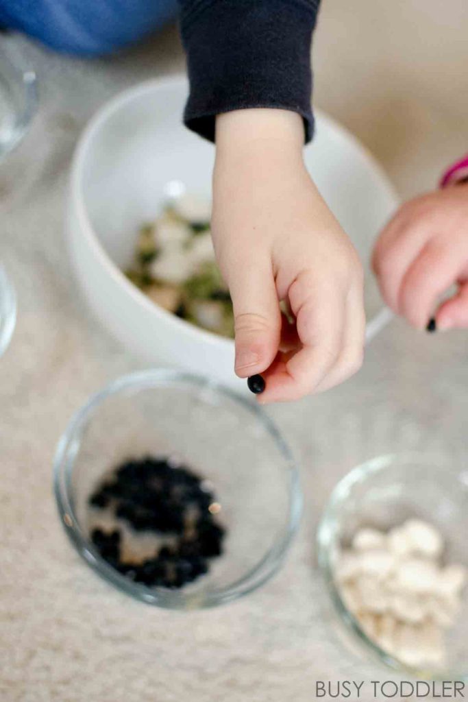 Bean Sort Easy Activity - Busy Toddler