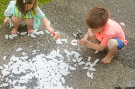 Easy Summer Activity: Ice Smash Game - Busy Toddler