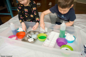 Making Potions: Science Experimenting - Busy Toddler