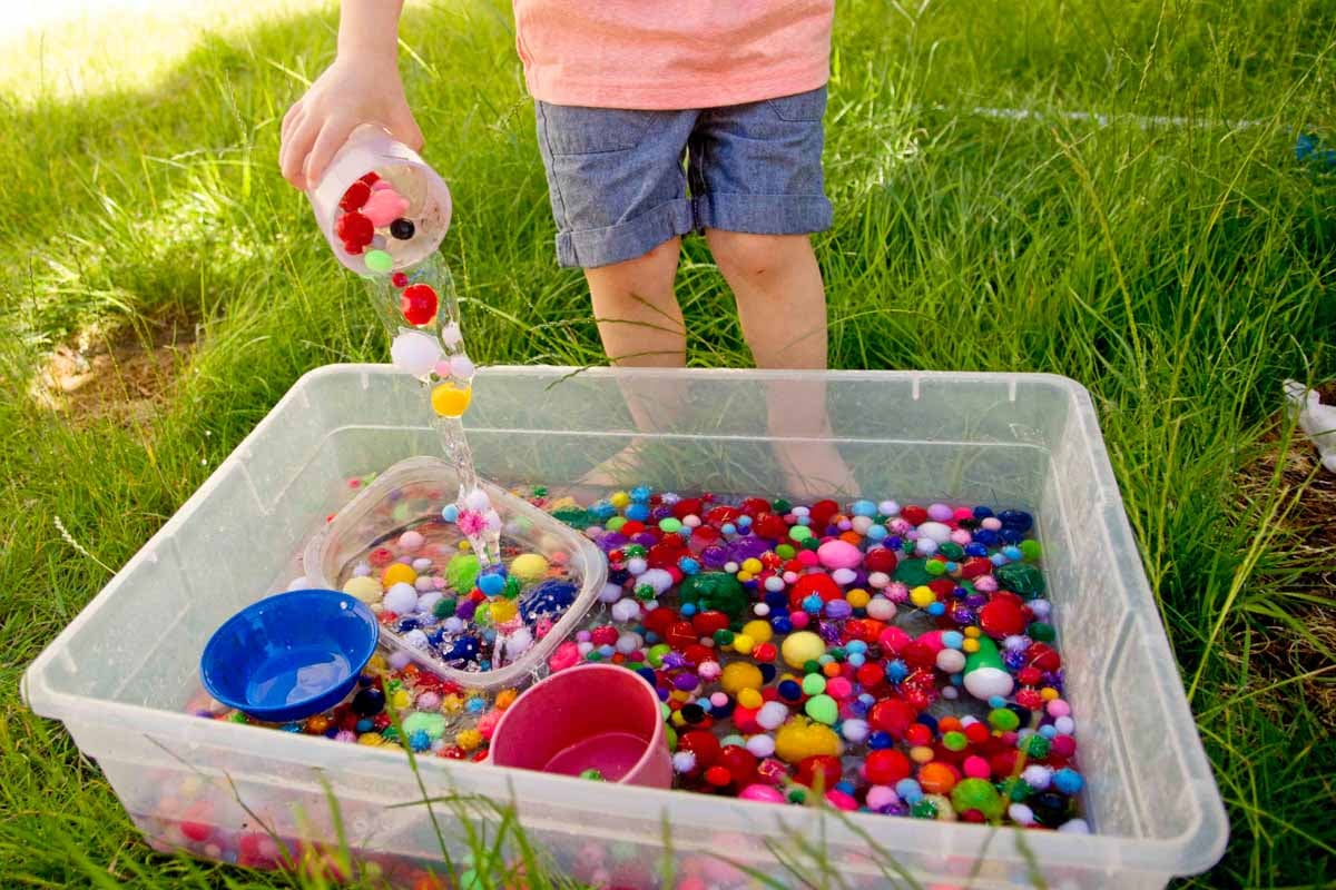 Pom Pom Water Play - Busy Toddler
