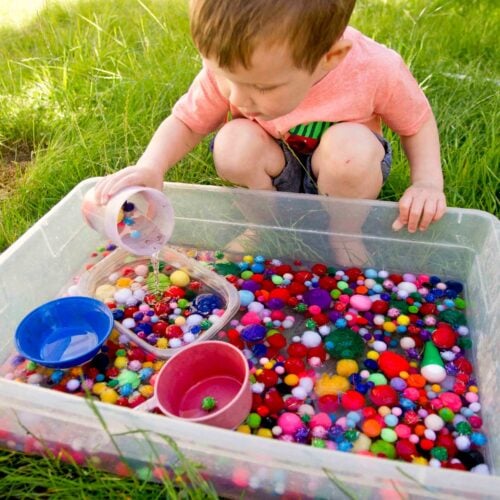 Pom Pom Water Play - Busy Toddler