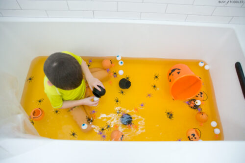 Halloween Bath Activity - Busy Toddler