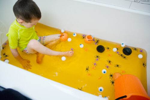 Halloween Bath Activity - Busy Toddler