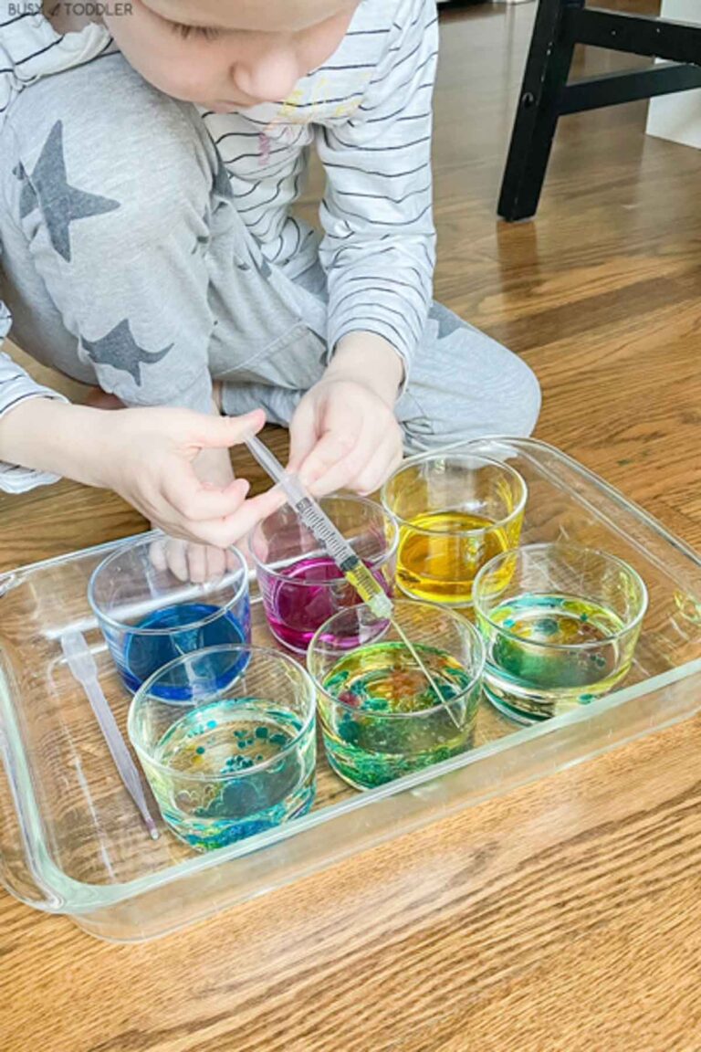 Oil and Water Science Experiment - Busy Toddler