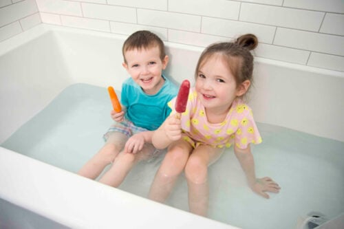 Popsicle Bath Activity - Busy Toddler