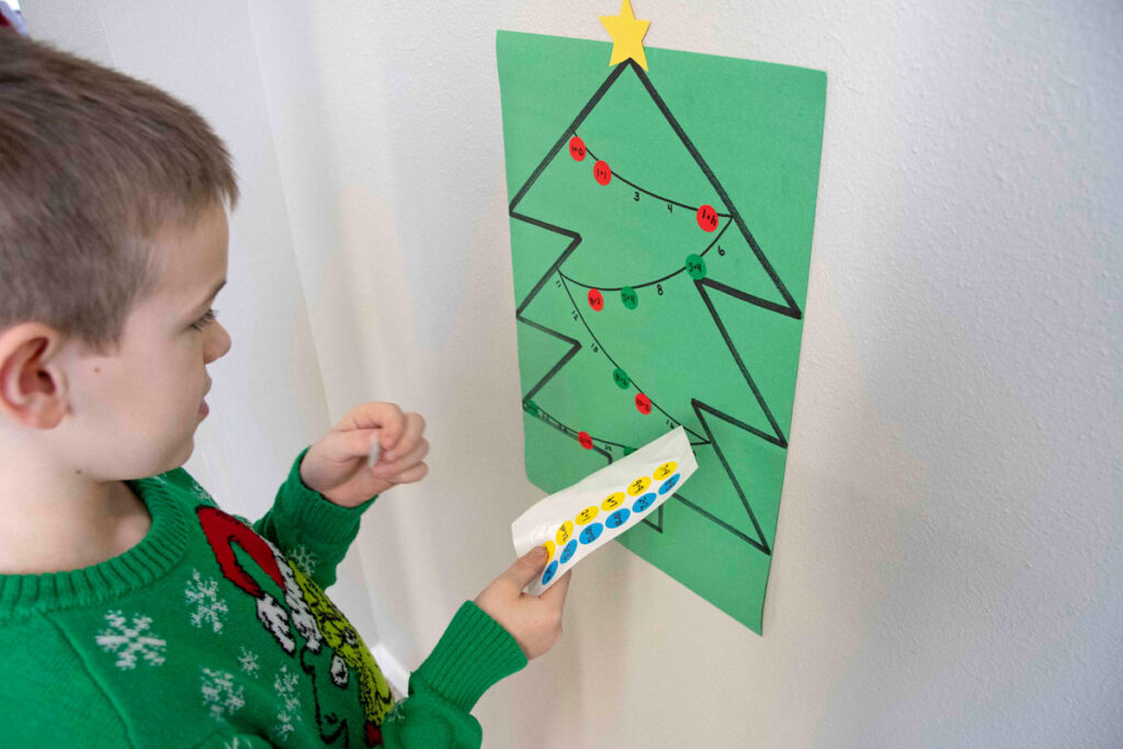 Christmas Addition Activity - Busy Toddler