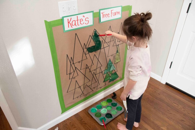 Christmas Painting Activity - Busy Toddler