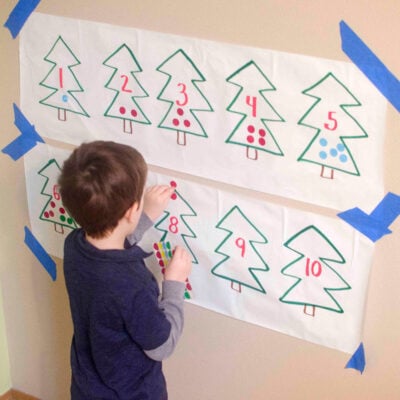 Christmas Counting Activity - Busy Toddler