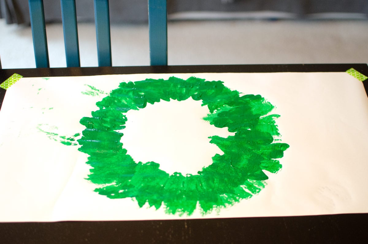 Easy Christmas Wreath Craft - Busy Toddler