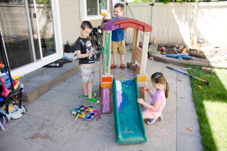Outdoor Toy Paint: A Summer Activity - Busy Toddler
