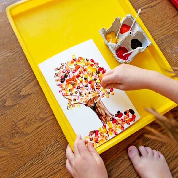 Easy Fall Art Project - Busy Toddler