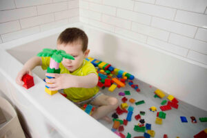LEGO Bath Activity - Busy Toddler