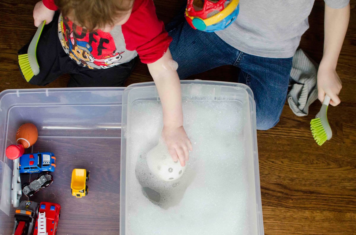 Toy Washing Station - Busy Toddler