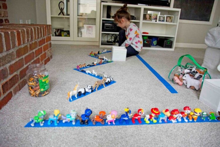 Animal Line-up Activity - Busy Toddler