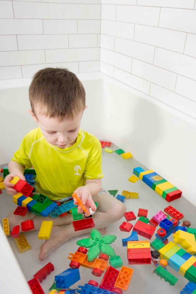 LEGO Bath Activity - Busy Toddler